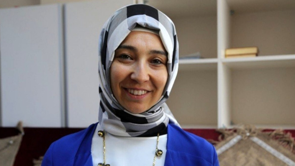 Fatmanur Altun'un 'maaş feragati' kısa sürdü | soL haber
