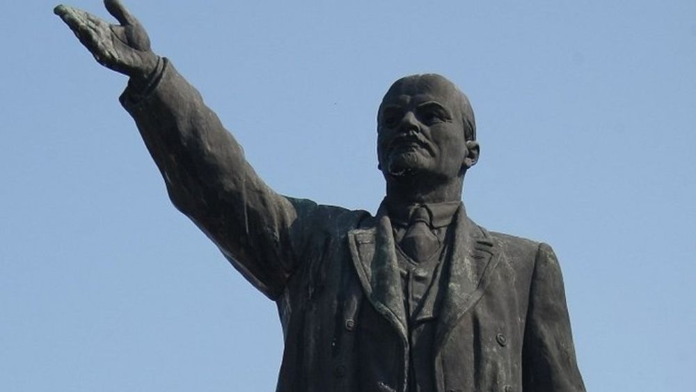 Letonya'da son Lenin anıtlarından biri imha edilecek | soL haber