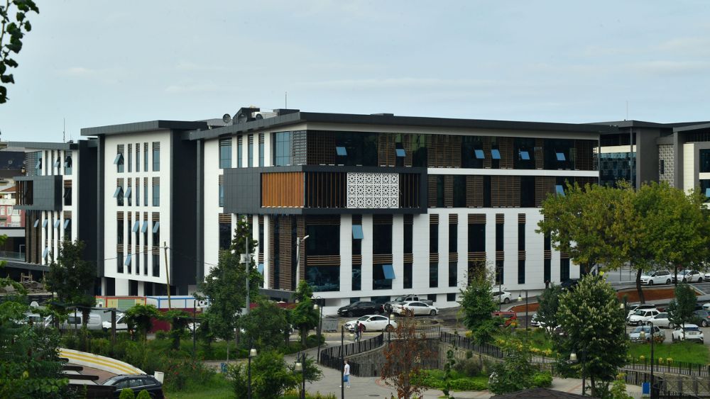 AKP'li belediyenin ihalesini alan şirketle Ensar vakfı ilişkisi | soL haber