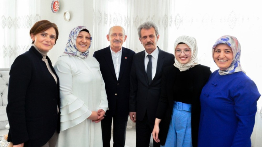 Erdoğan'ın 'Camide bira içtiler' iddiasını yalanlayan müezzin CHP'den ...