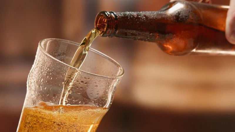 Son 12 yılda alkolden alınan ÖTV yüzde 1543 arttı: Alkol ve sigaraya ...