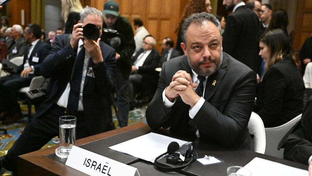 İsrail Lahey’de savunma yaparken Filistin destekçilerinden ‘yalancı ...