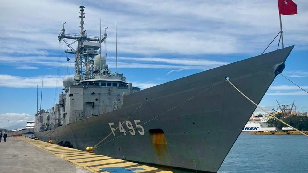 TCG Gediz fırkateyni 'NATO görevi' kapsamında Pire Limanı'nda | soL haber