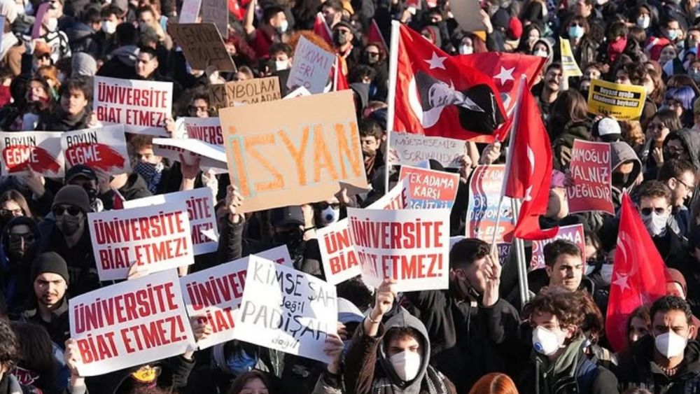 102 gence tahliye, 25 kişinin ev hapsi kaldırıldı | soL haber