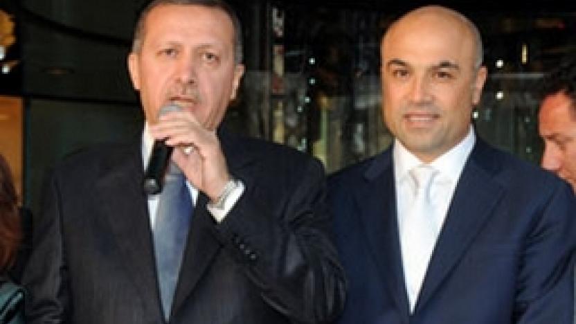 Fettah Tamince Eşi : Fettah Tamince Kac Cocugu Var Kizlari Hatice Ve ...