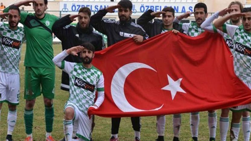 Amedspor'u yenince bayrak açıp asker selamı verdiler | soL haber