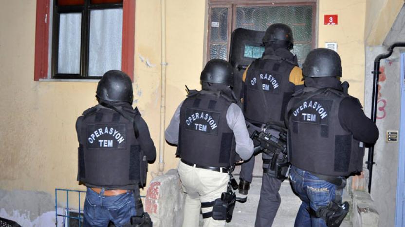 YDG-H operasyonunda 2 tutuklama | soL haber