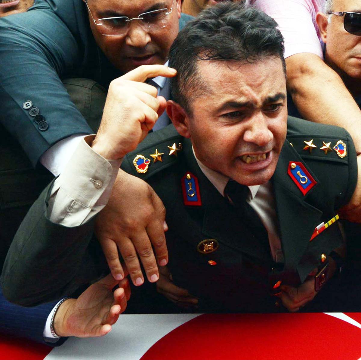 HDP'den 'Yarbay' açıklaması: Tamamen katılıyoruz | soL haber